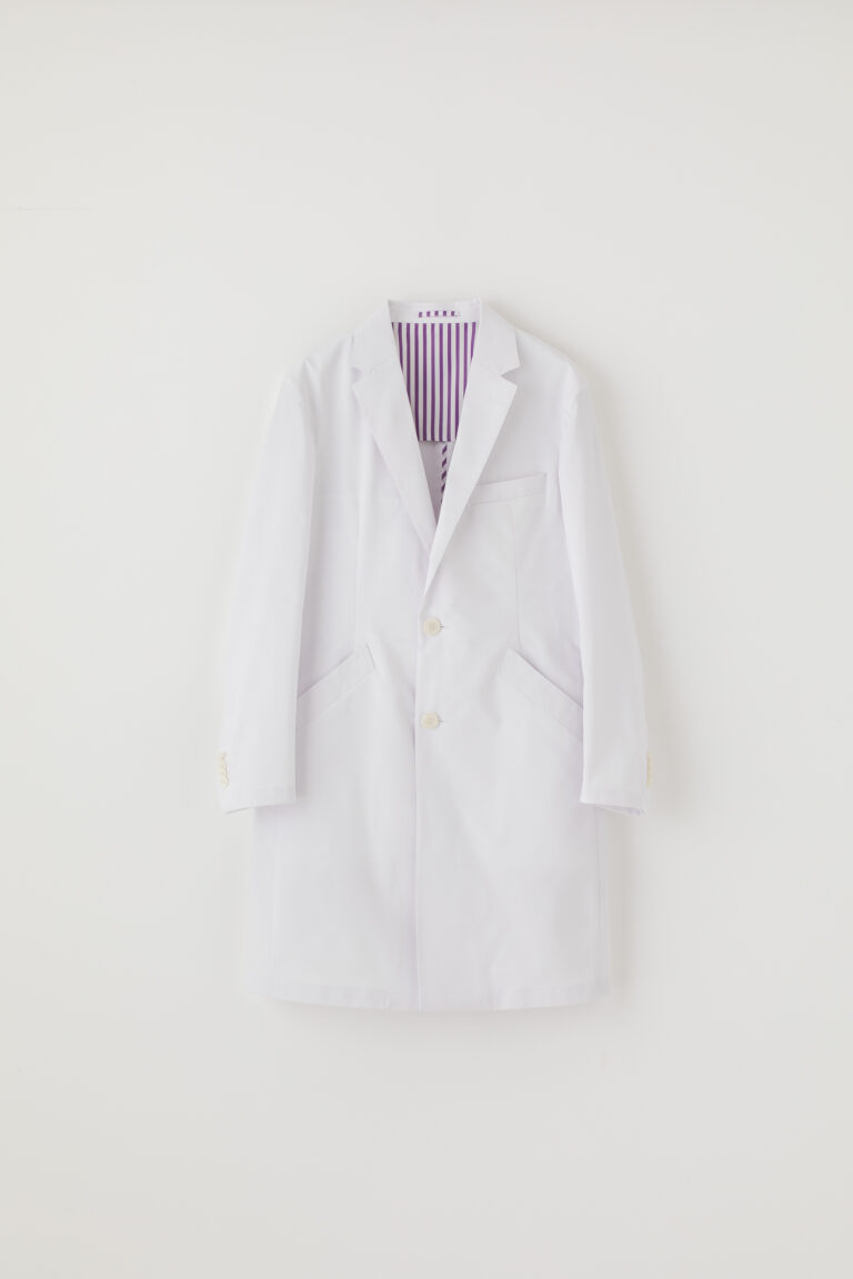 TAILOR : The Signature Lab Coat - Queenmed Group