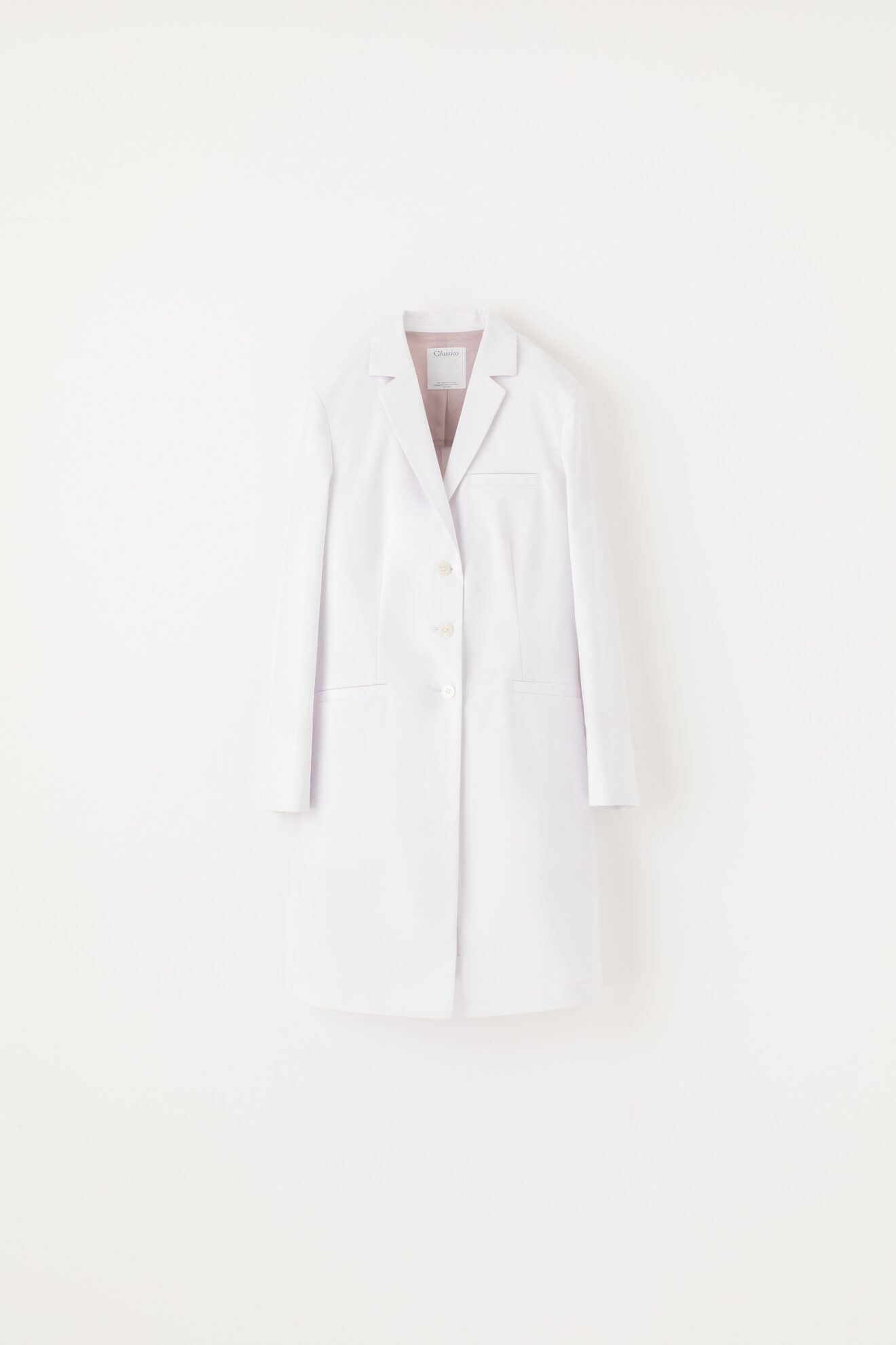 TAILOR : The Signature Lab Coat - Queenmed Group