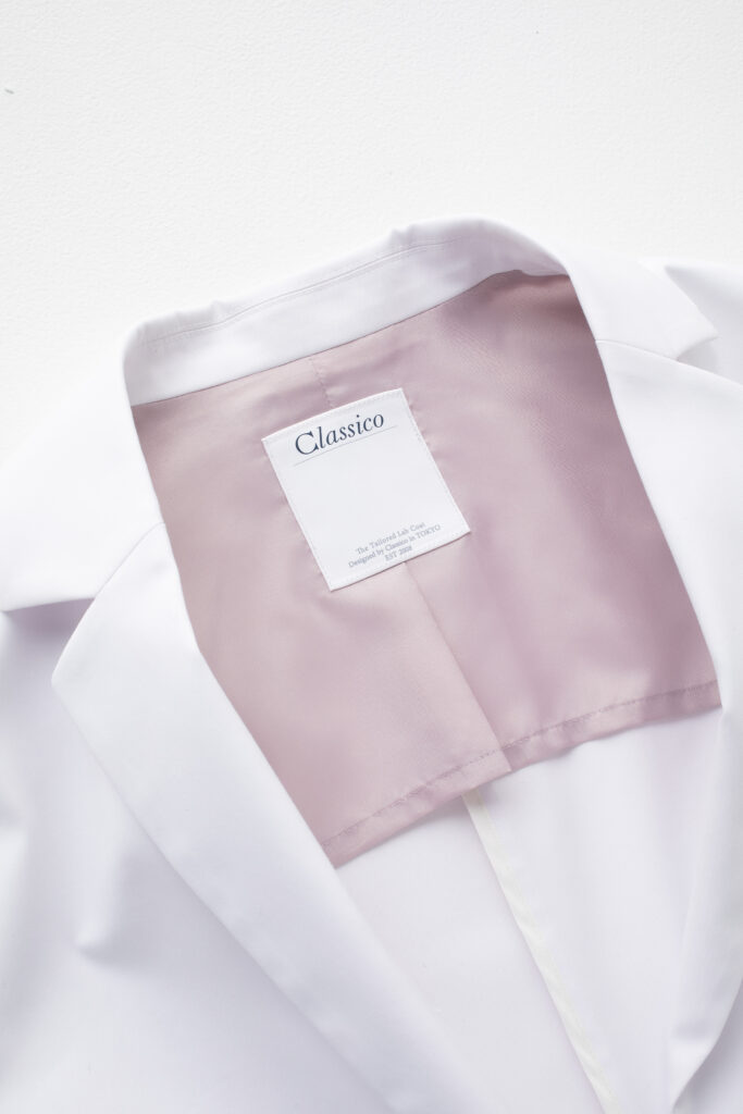 TAILOR : The Signature Lab Coat - Queenmed Group